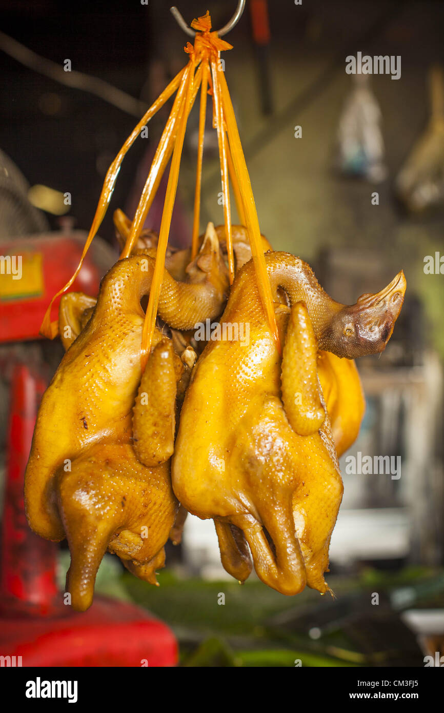 Well cooked chicken hi-res stock photography and images - Alamy