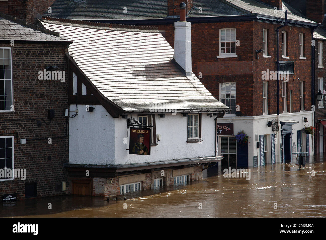 Kings arms b hi-res stock photography and images - Alamy
