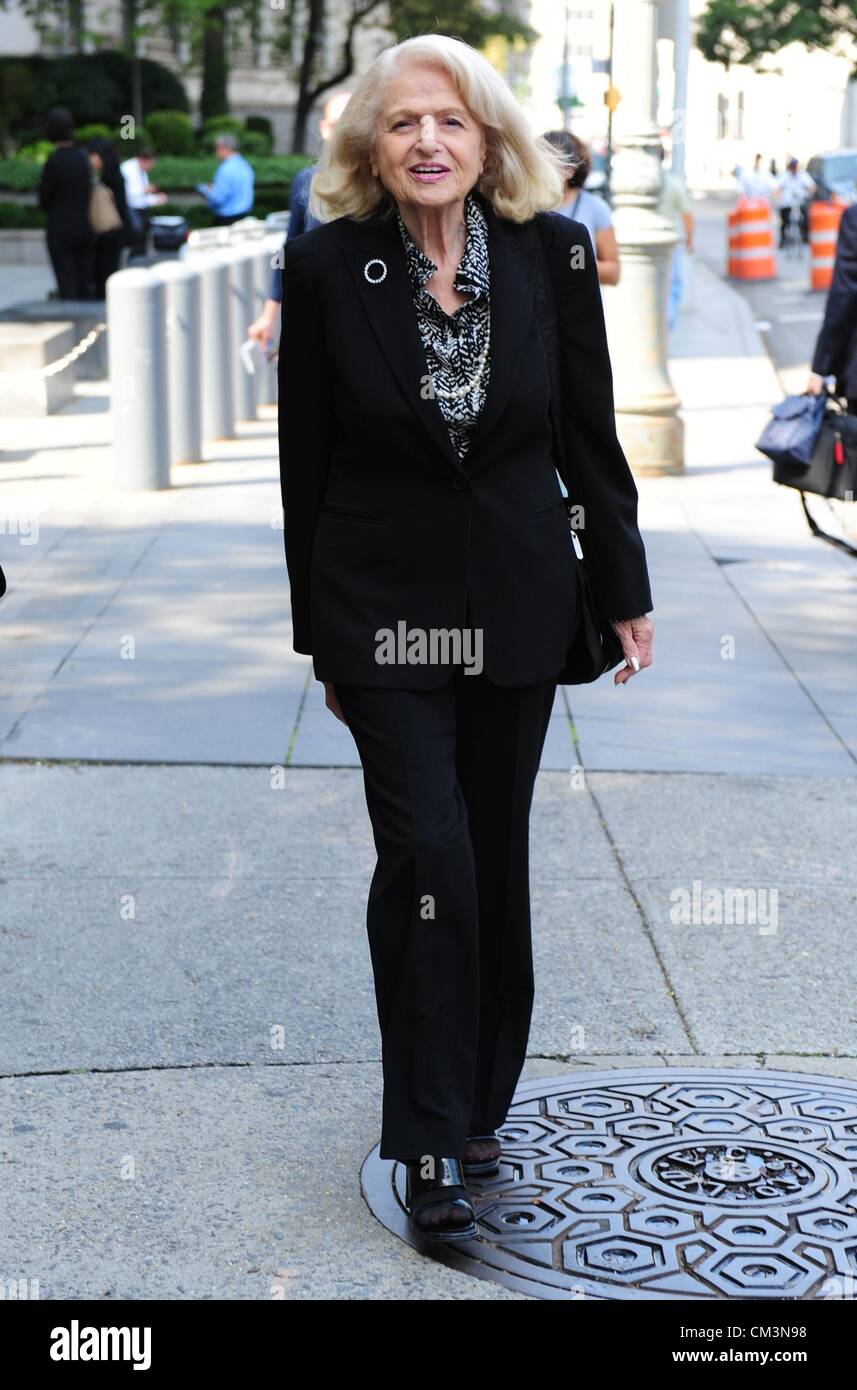 Edith windsor and thea spyer hi-res stock photography and images - Alamy