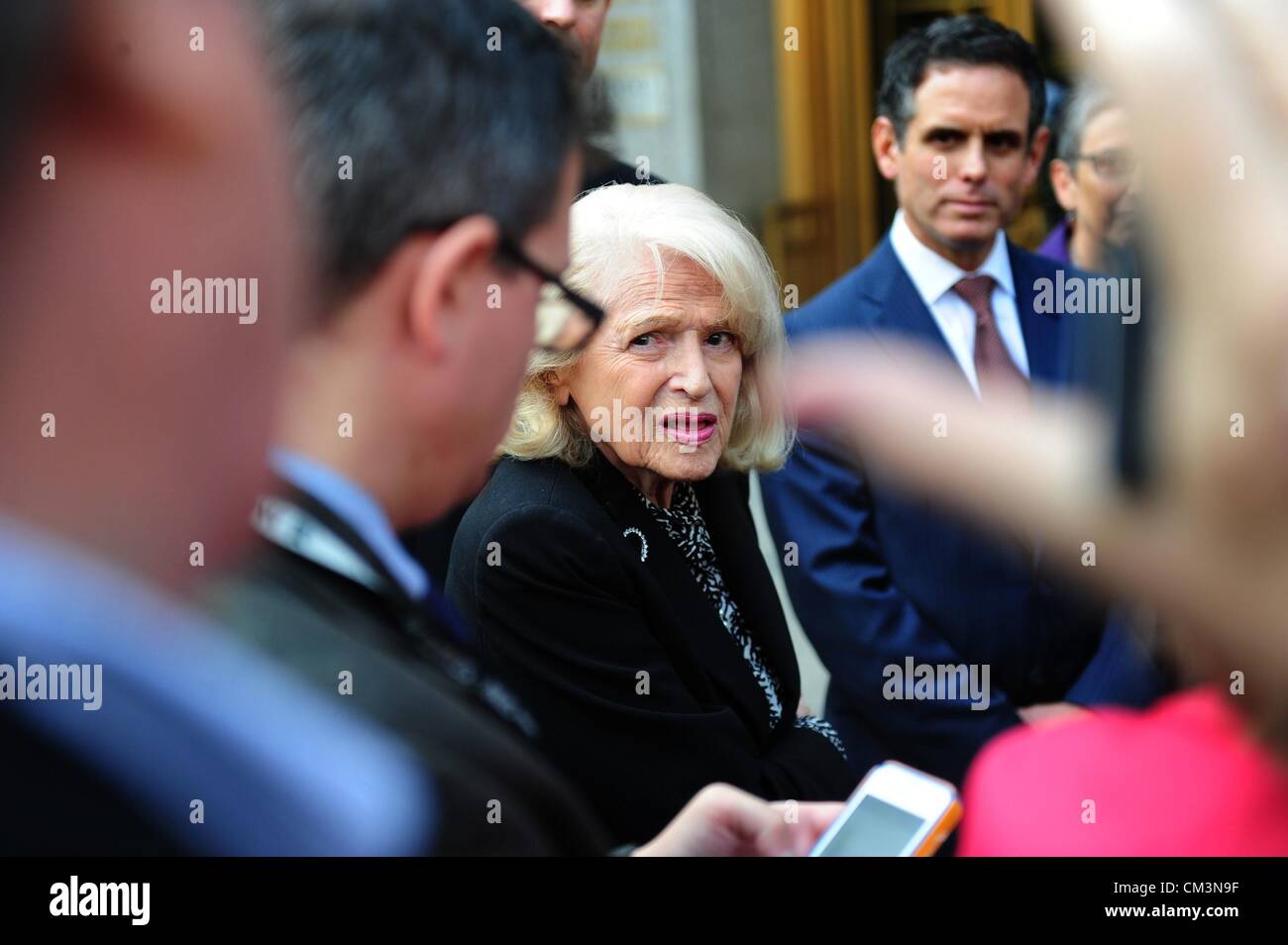 Edith windsor and thea spyer hi-res stock photography and images - Alamy