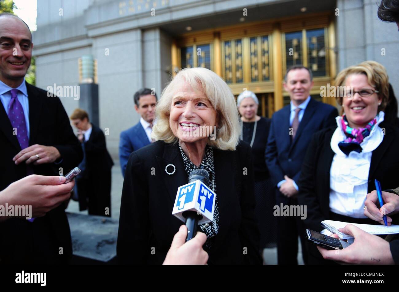 Edith windsor and thea spyer hi-res stock photography and images - Alamy