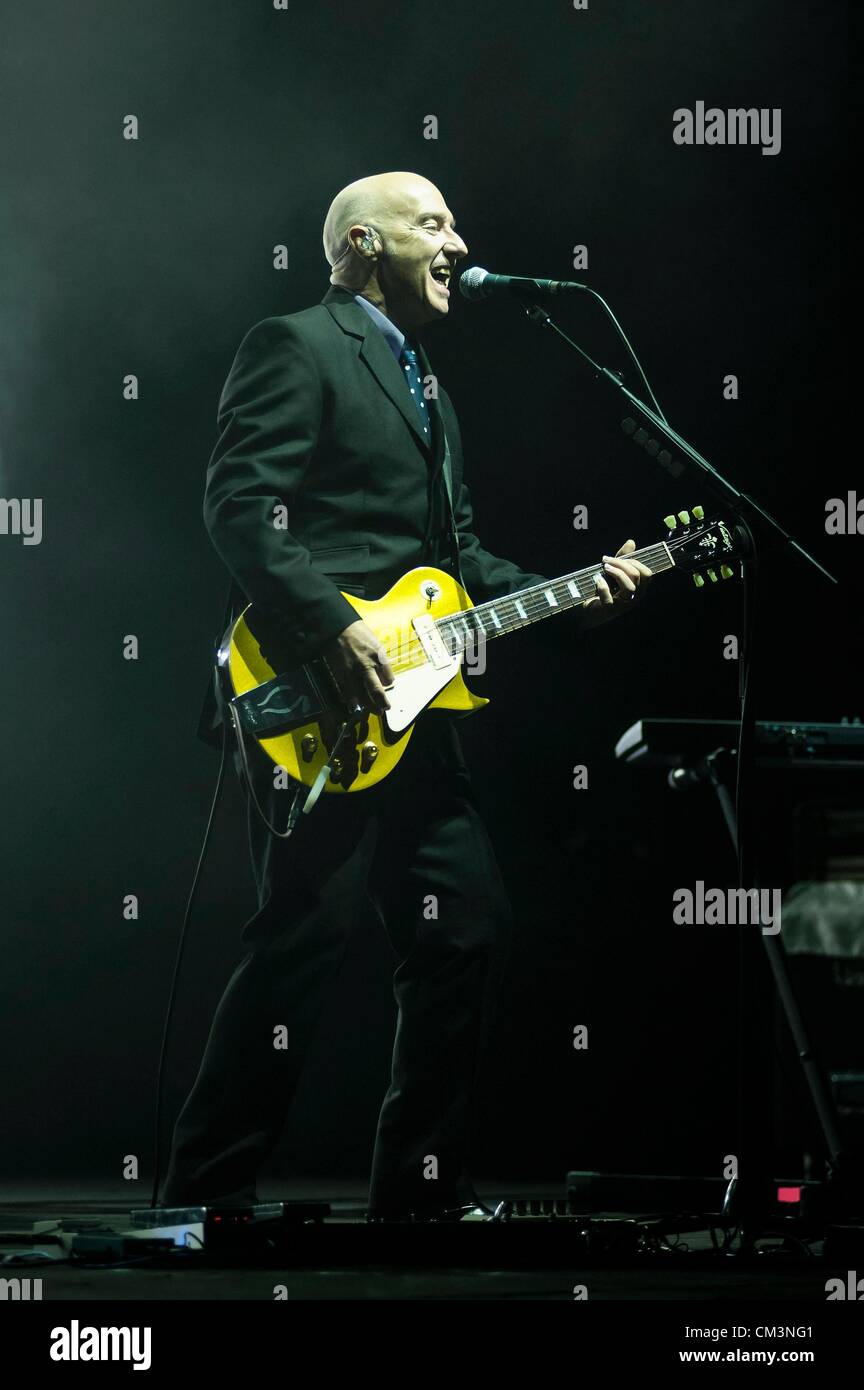 Ultravox plays The Hammersmith Apollo on 27/09/2012 at Hammersmith ...