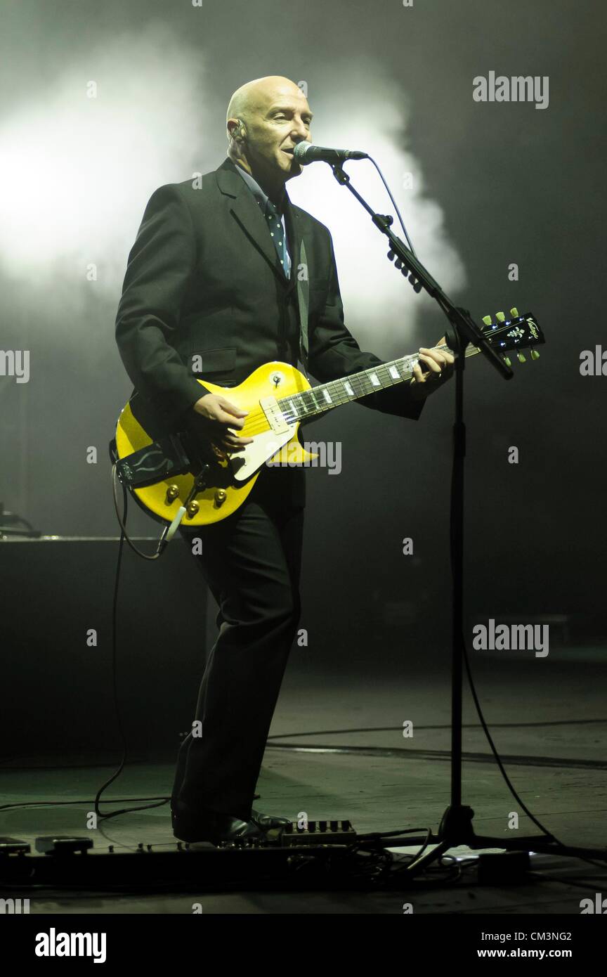 Ultravox plays The Hammersmith Apollo on 27/09/2012 at Hammersmith ...