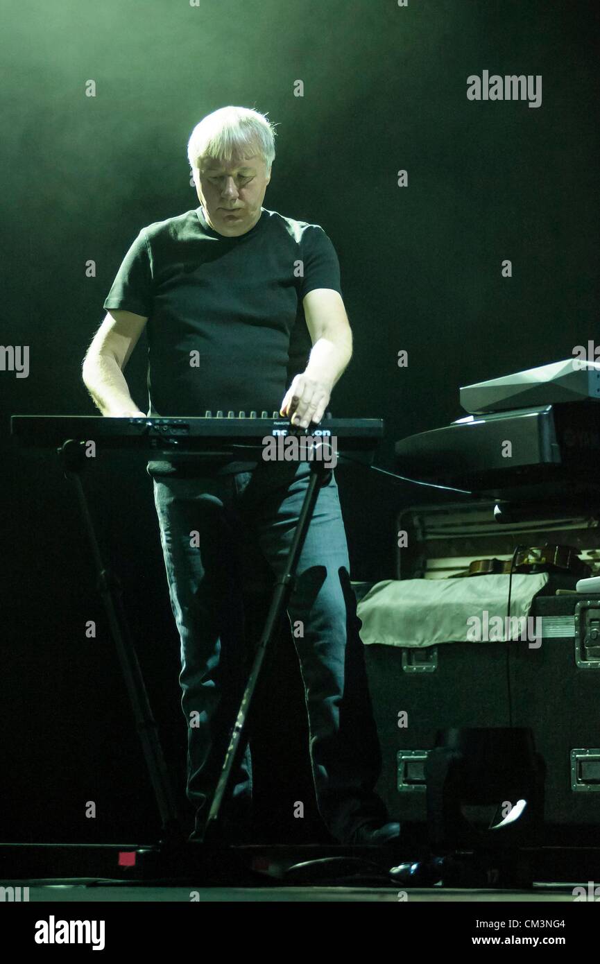 Ultravox 2012 hi-res stock photography and images - Alamy