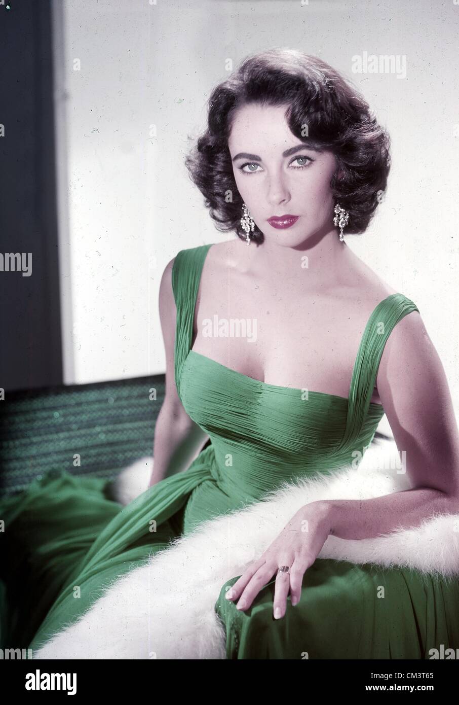 ELIZABETH TAYLOR.Supplied by Photos, inc.(Credit Image: © Supplied By Globe Photos, Inc/Globe ...