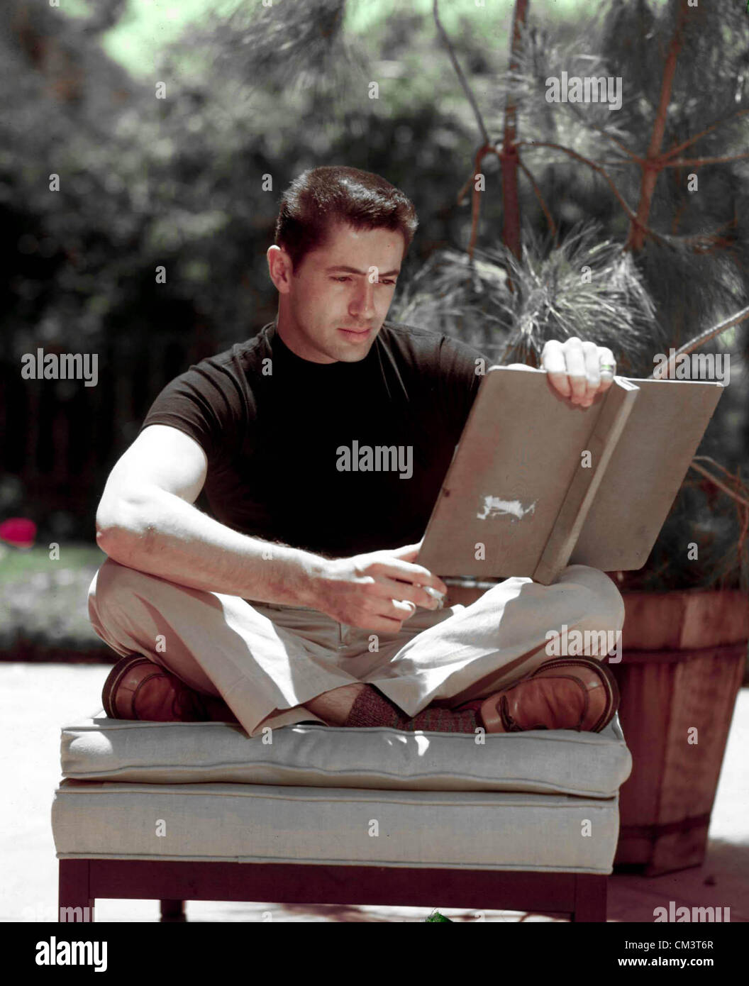 Farley granger hi-res stock photography and images - Alamy