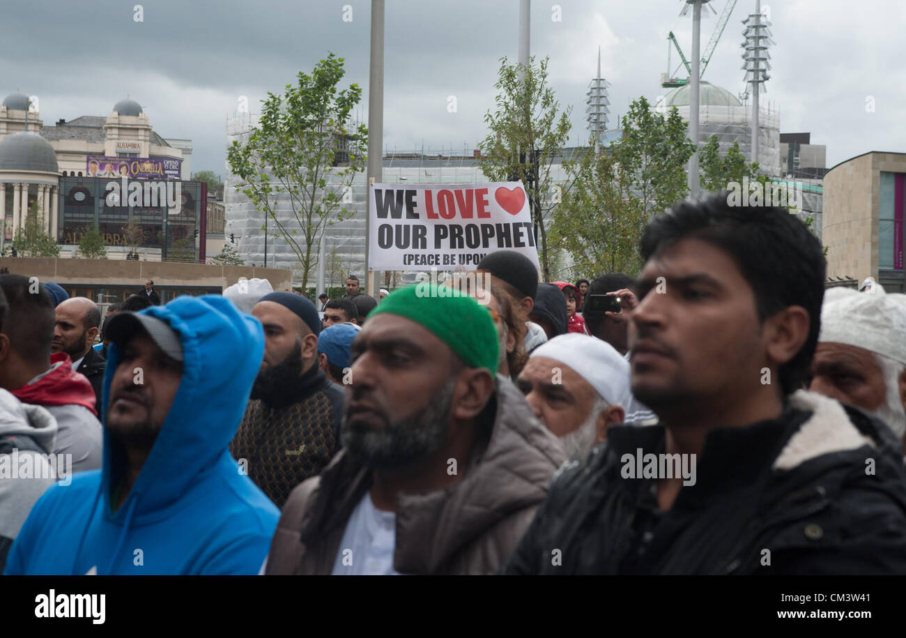 Bradford, UK. 28th September, 2012. A clear message from the Muslim ...