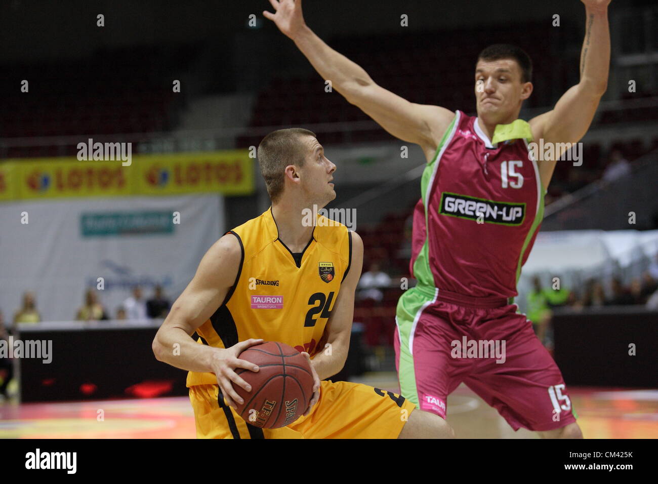 Trefl sop game hi-res stock photography and images - Alamy