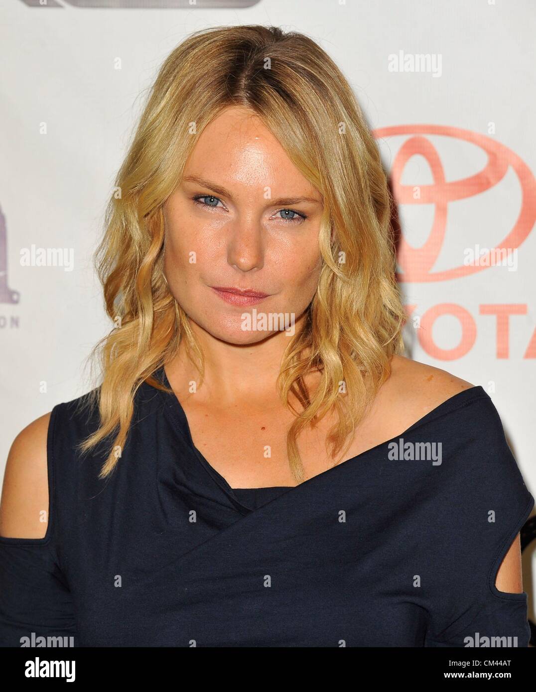 Laura Allen at arrivals for The 2012 Environmental Media Awards, Warner ...