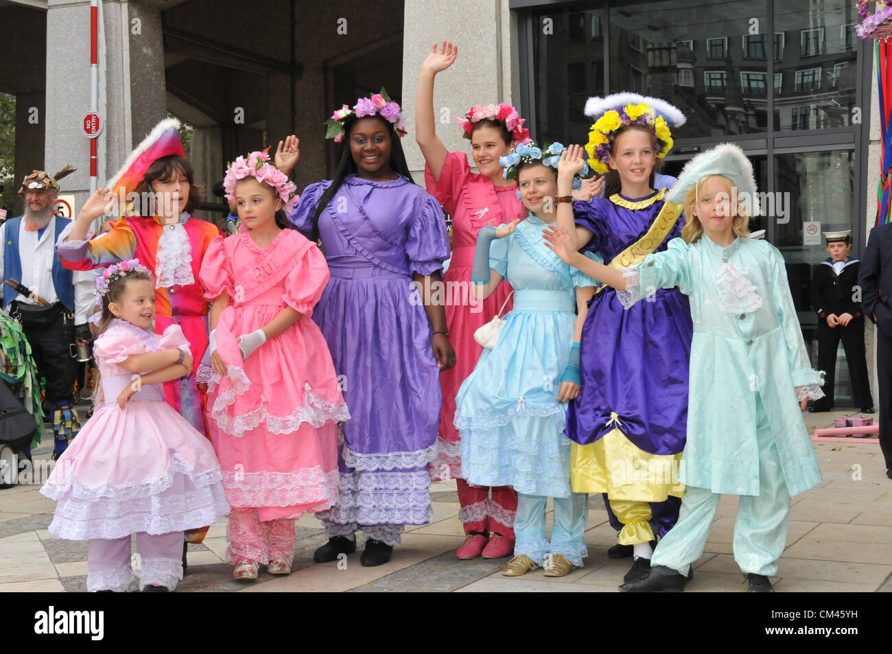 Guildhall Yard, London, UK. 30th September 2012. The Maypole Dancers ...
