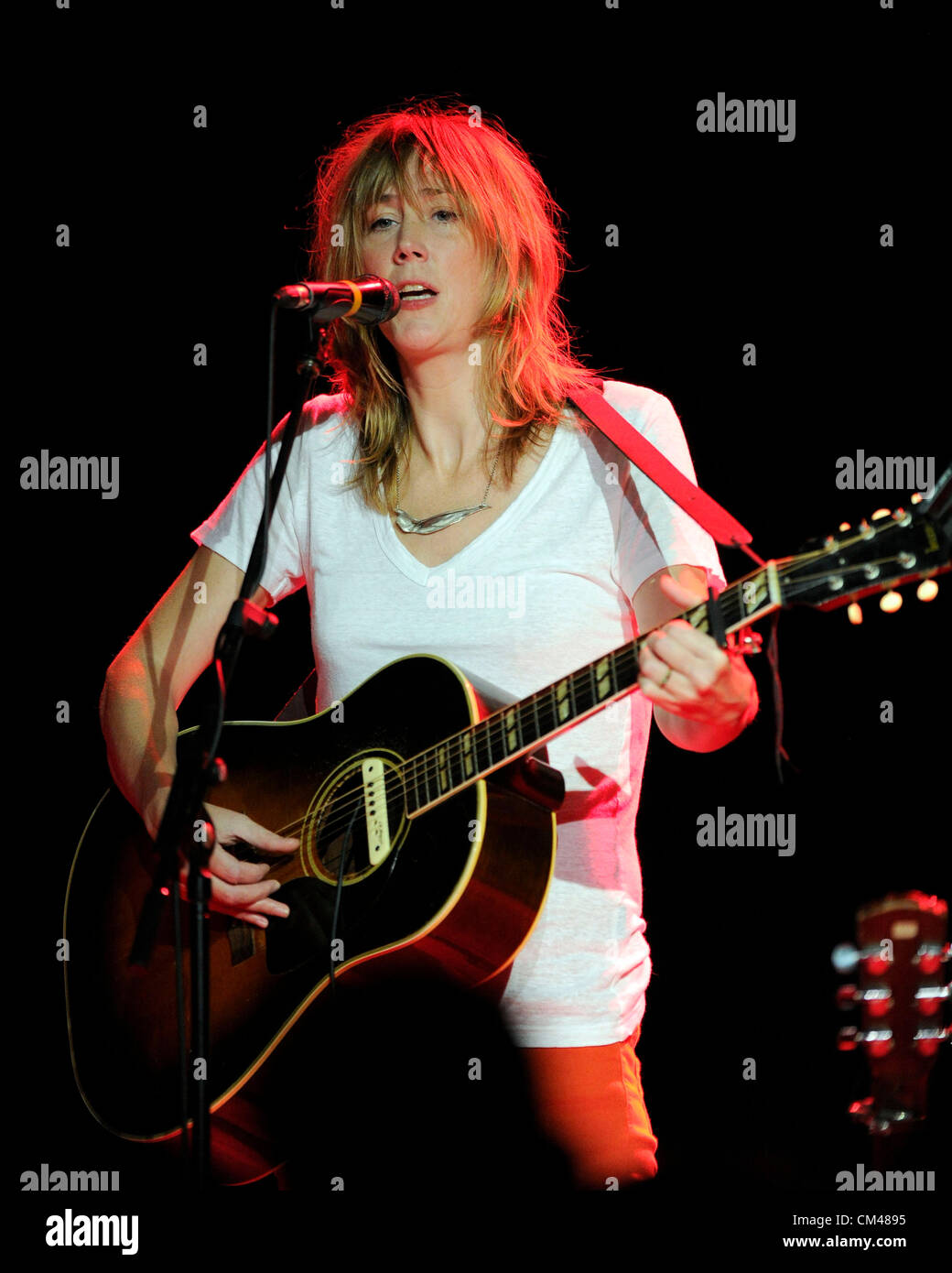Beth Orton Stock Photos & Beth Orton Stock Images - Alamy
