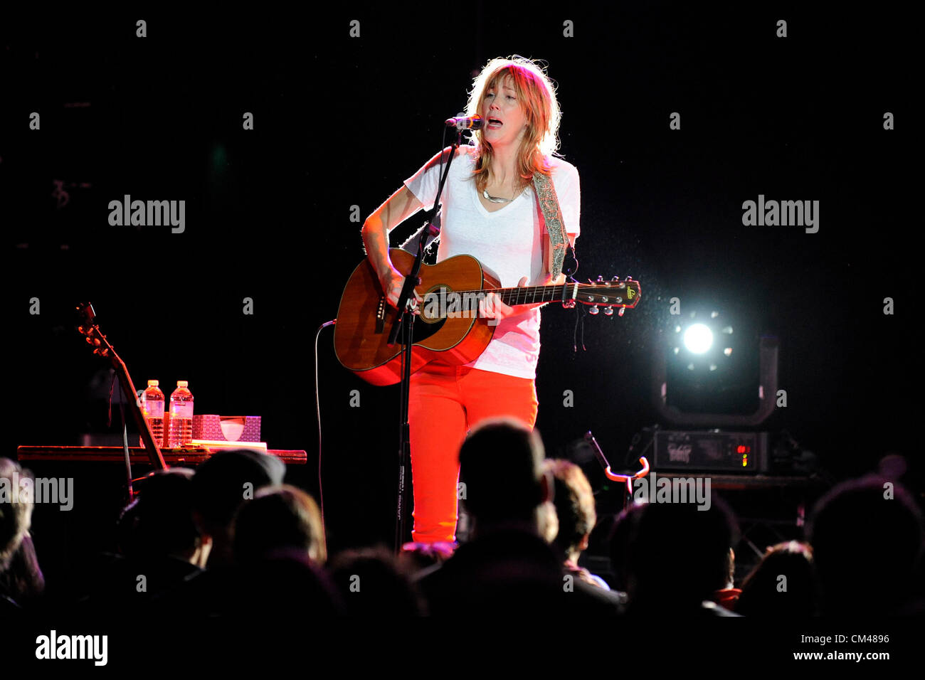 Beth orton music hi-res stock photography and images - Alamy