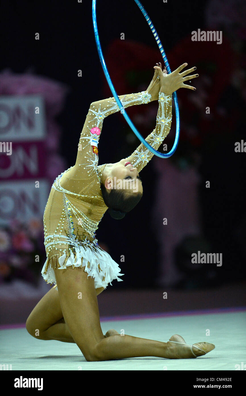 Daria Dmitrieva (RUS), SEPTEMBER 30, 2012 - Rhythmic Gymnastics : AEON ...