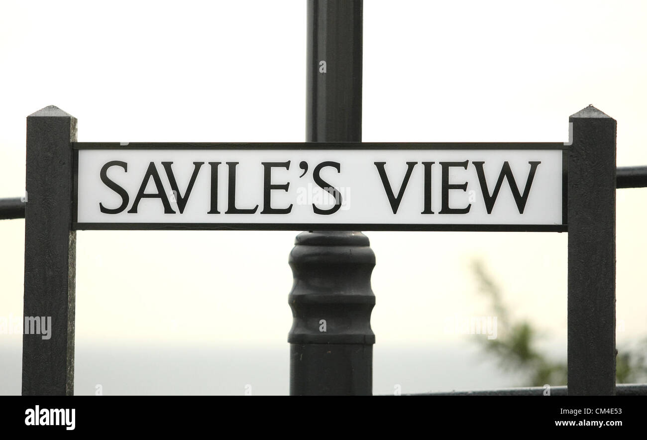 SIR JIMMY SAVILE SIGN SAVILE VIEW NEW STREET SIGN SAVILE VIEW. SOUTH ...