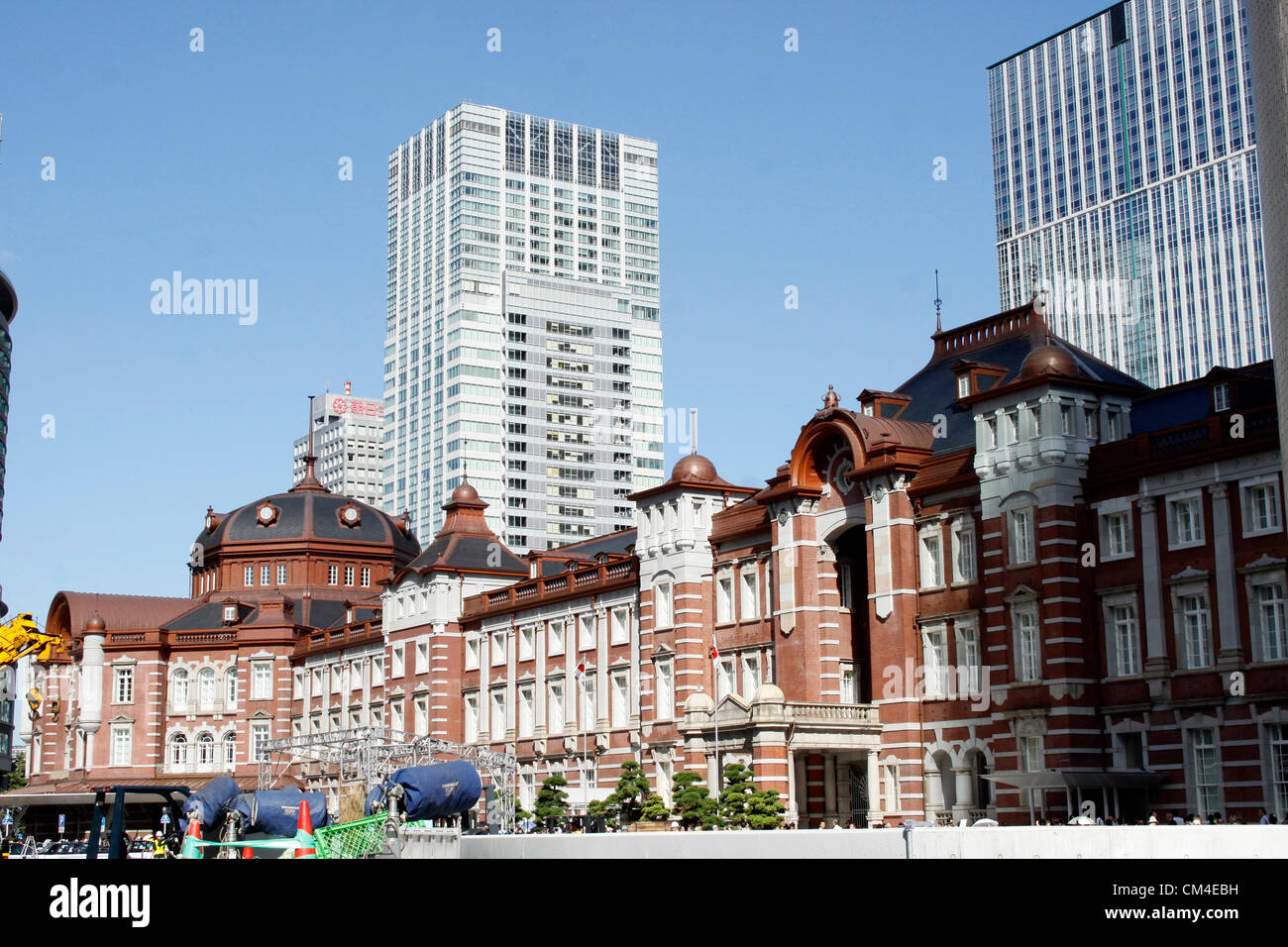 The red-brick Tokyo Station building set to reopened Monday, October 1 ...