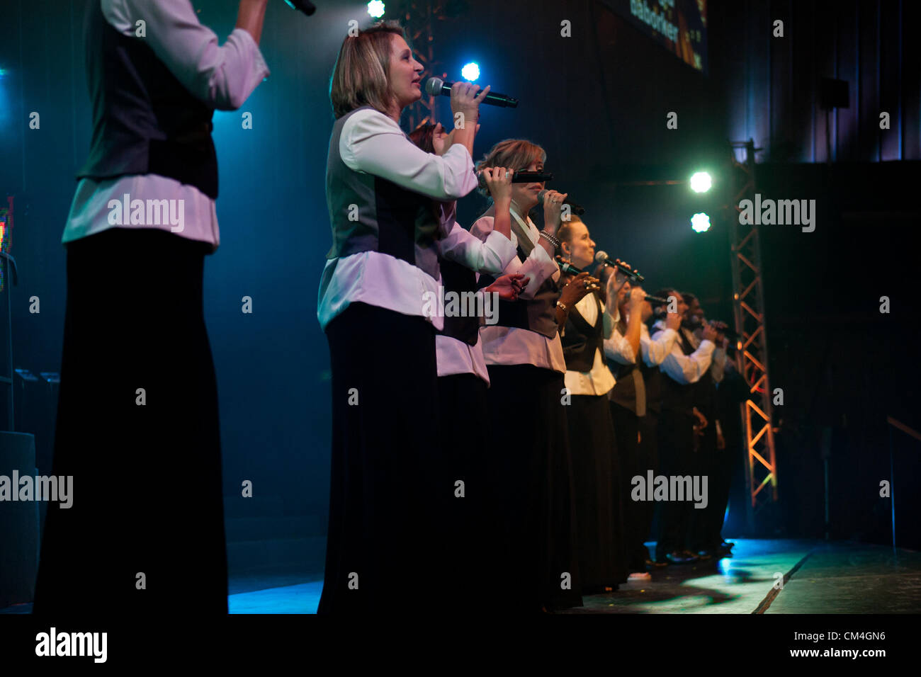 Singers, dancers and musicians lead thousands of Christian pilgrims in ...