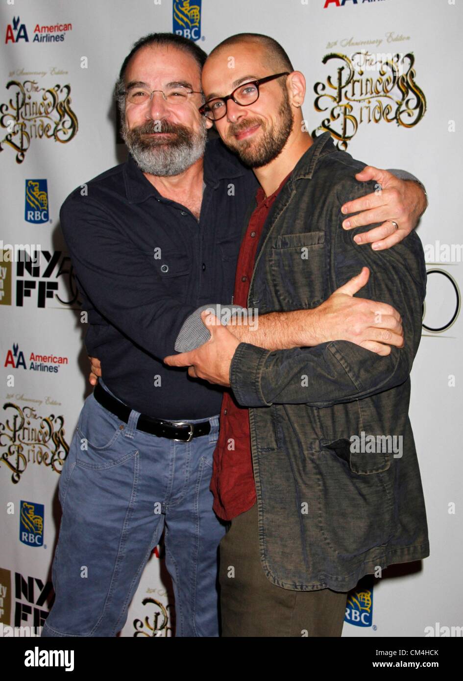 Mandy patinkin son arrivals princess hi-res stock photography and ...