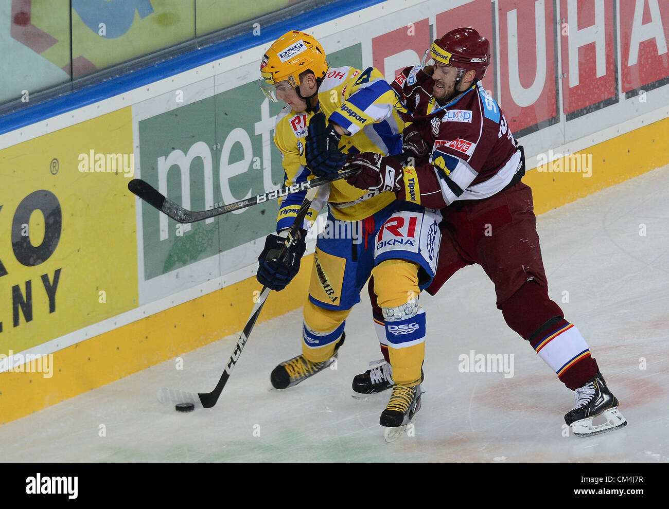 Sparta prague right hi-res stock photography and images - Alamy