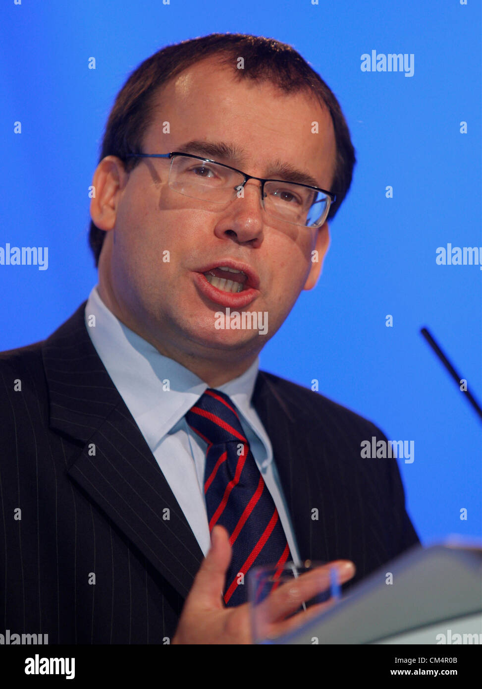 Gareth thomas mp hi-res stock photography and images - Alamy