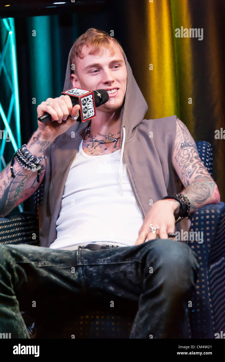 Oct. 4, 2012 - Philadelphia, Pennsylvania, U.S - Rapper MGK, (Machine ...