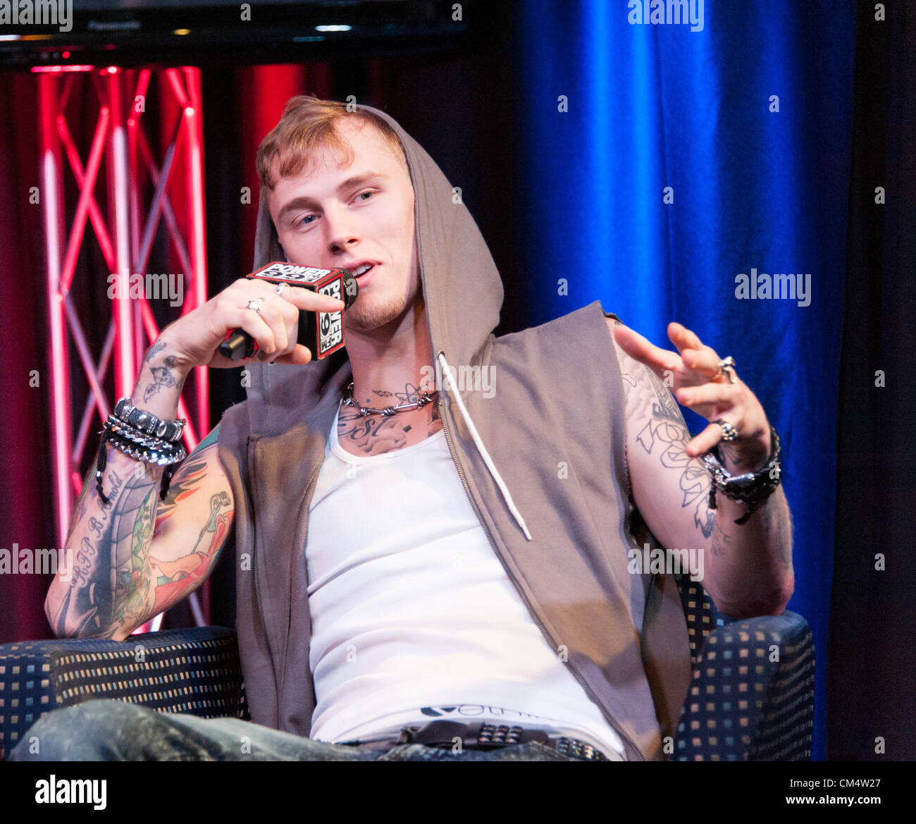 Oct. 4, 2012 - Philadelphia, Pennsylvania, U.S - Rapper MGK, (Machine ...
