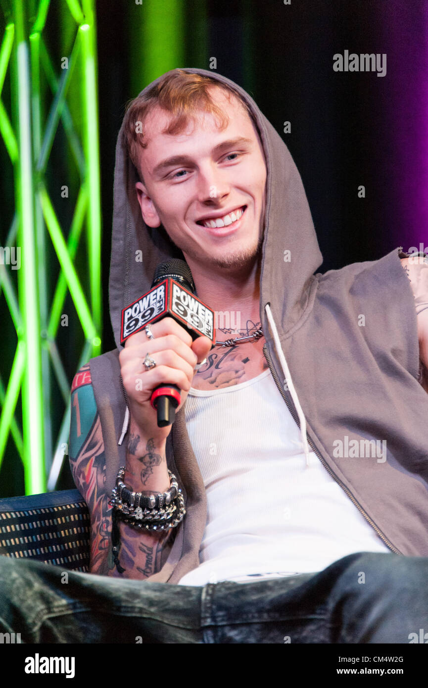 Oct. 4, 2012 - Philadelphia, Pennsylvania, U.S - Rapper MGK, (Machine ...