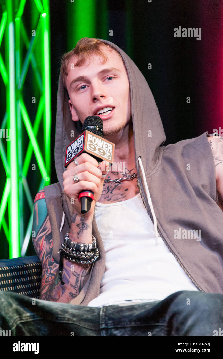 Oct. 4, 2012 - Philadelphia, Pennsylvania, U.S - Rapper MGK, (Machine ...