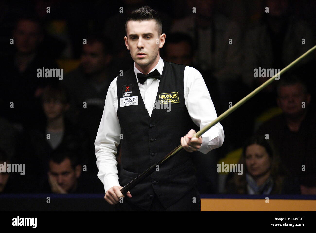 World snooker tour hi-res stock photography and images - Alamy