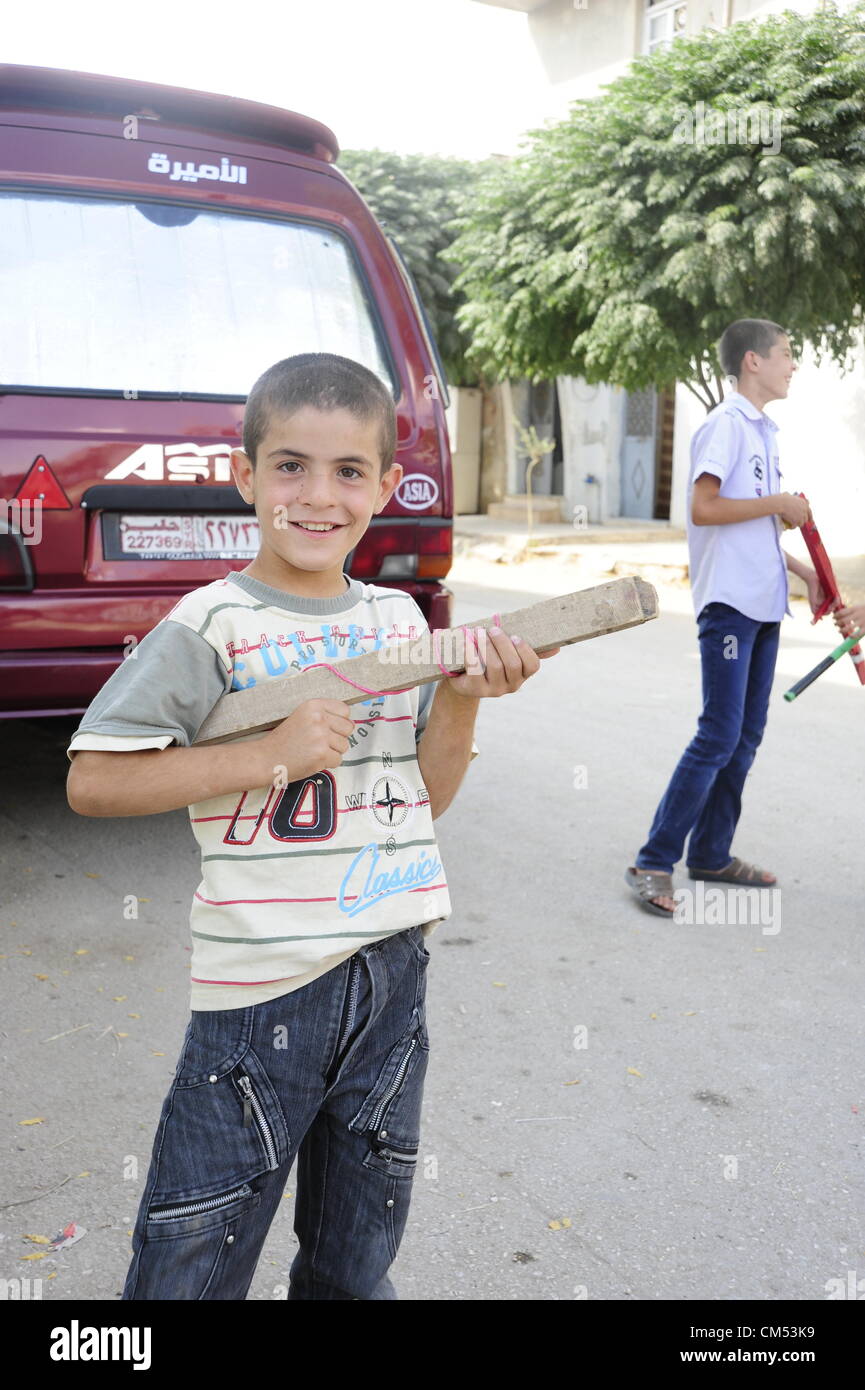 Azaz, Syria. 5th October 2012. the lives of children who somehow are ...