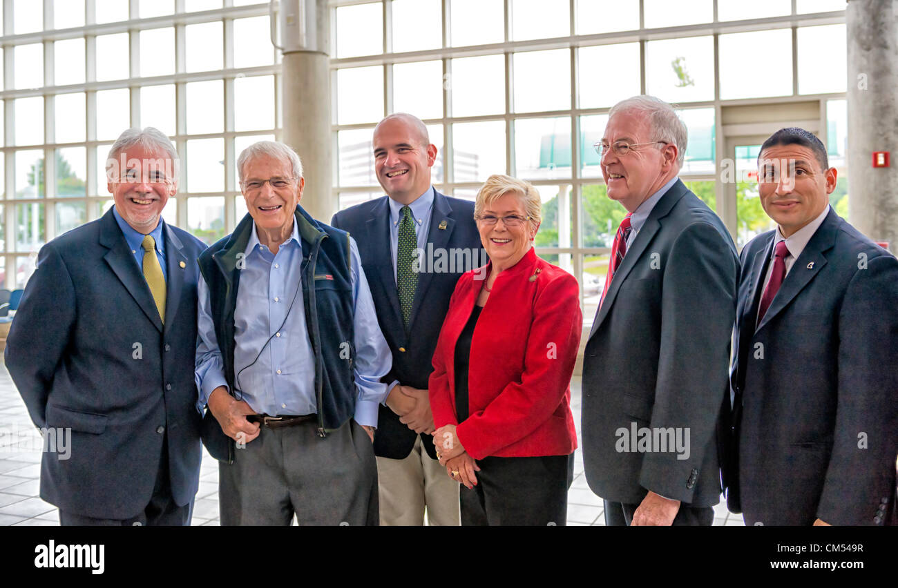 Oct 4, 2012 - GARDEN CITY, NEW YORK U.S. - (L to R) ANDREW PARTON ...