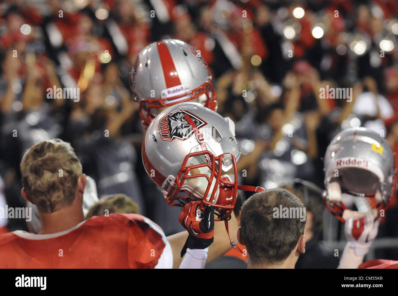 Oct. 6, 2012 - Albuquerque, NM, U.S. - UNM's players raise their ...