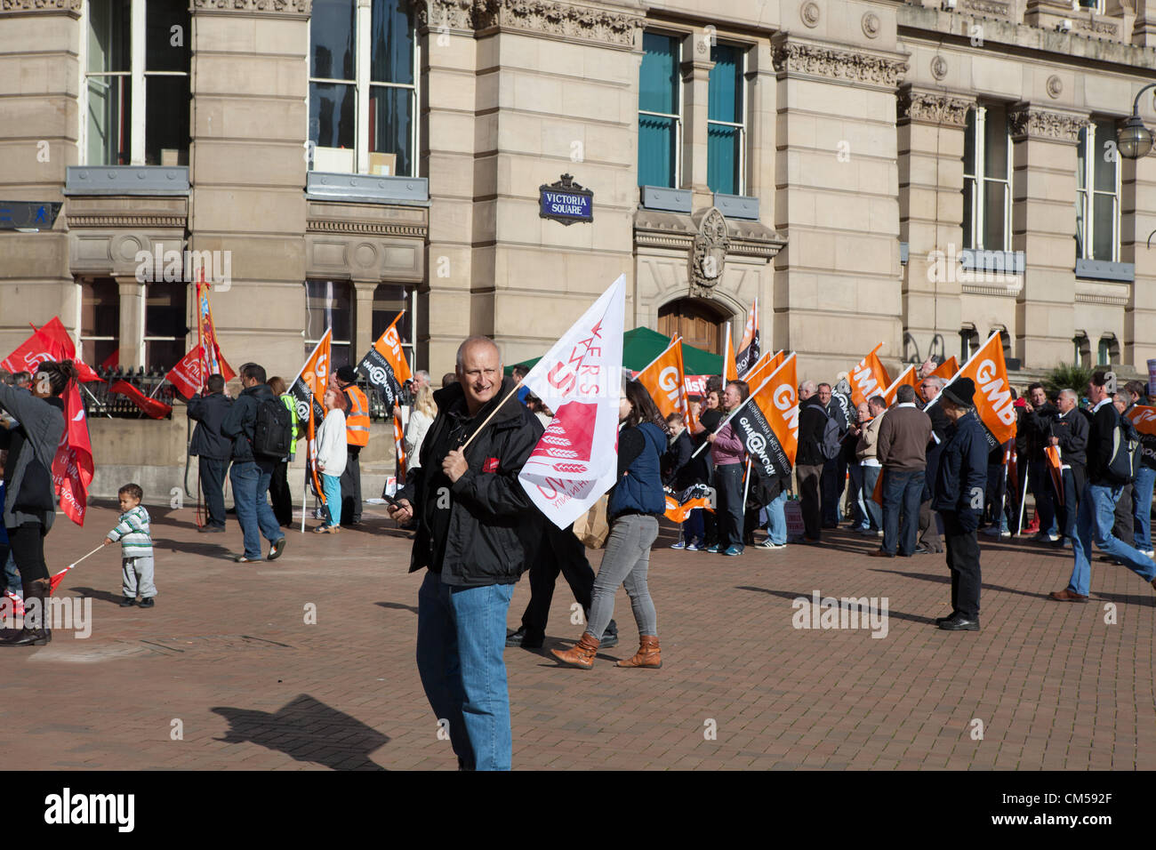 Crowds in Victoria Square getting ready to march in the TUC Rally Stock ...
