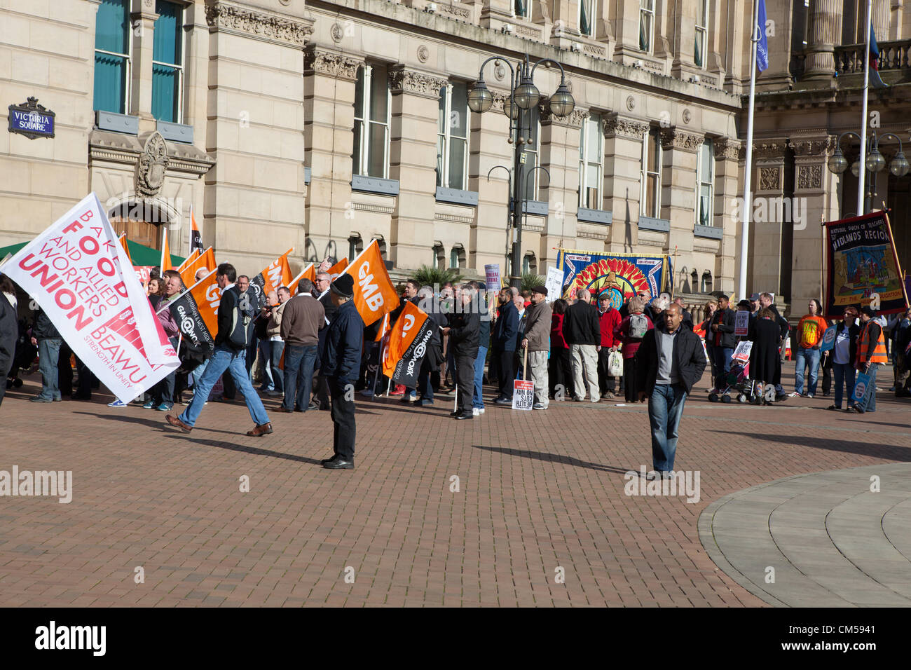 Crowds in Victoria Square getting ready to march in the TUC Rally Stock ...