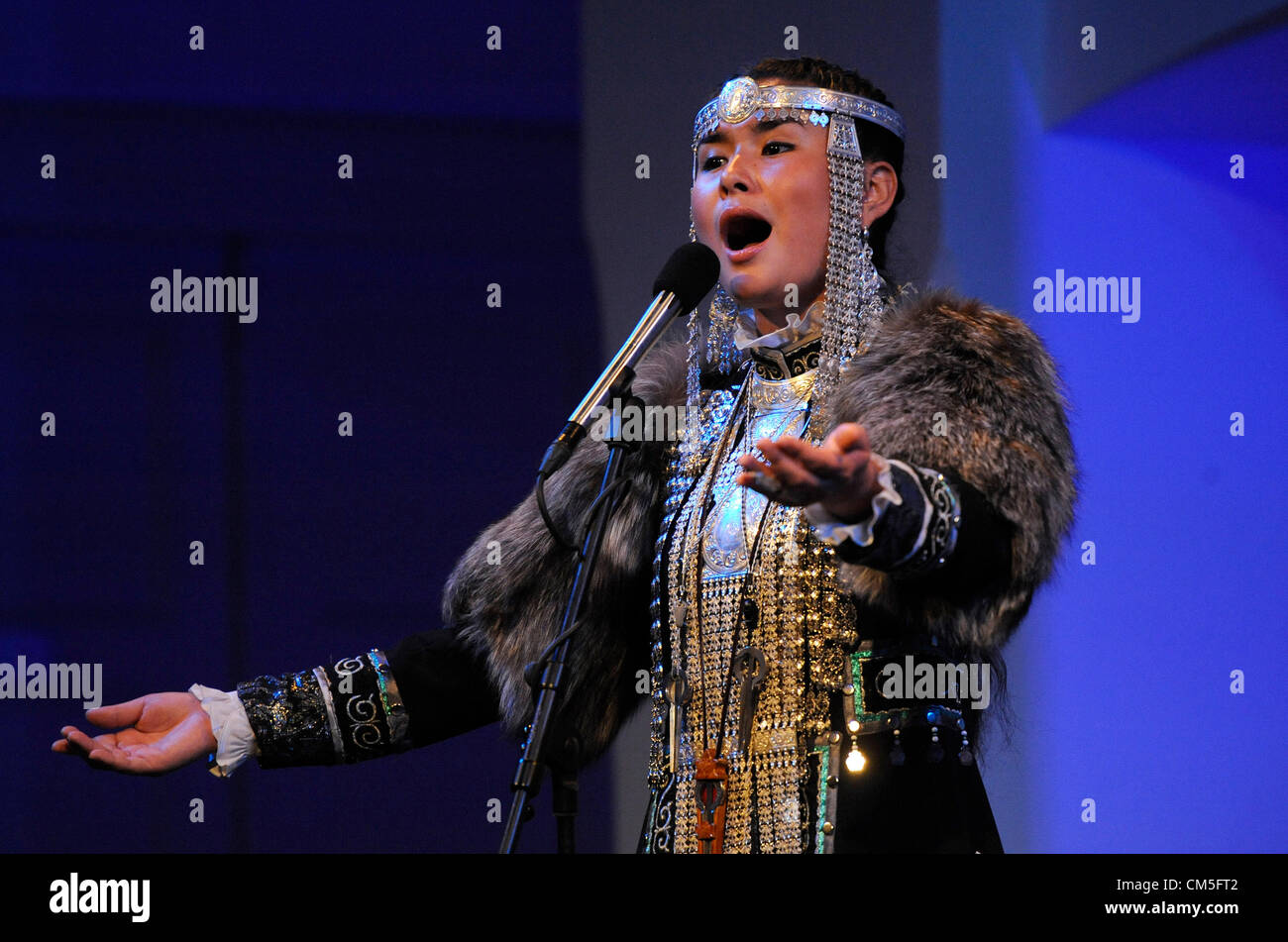Ayarkhaan, Sakha (Yakutia) female vocal trio from Siberia, performs ...