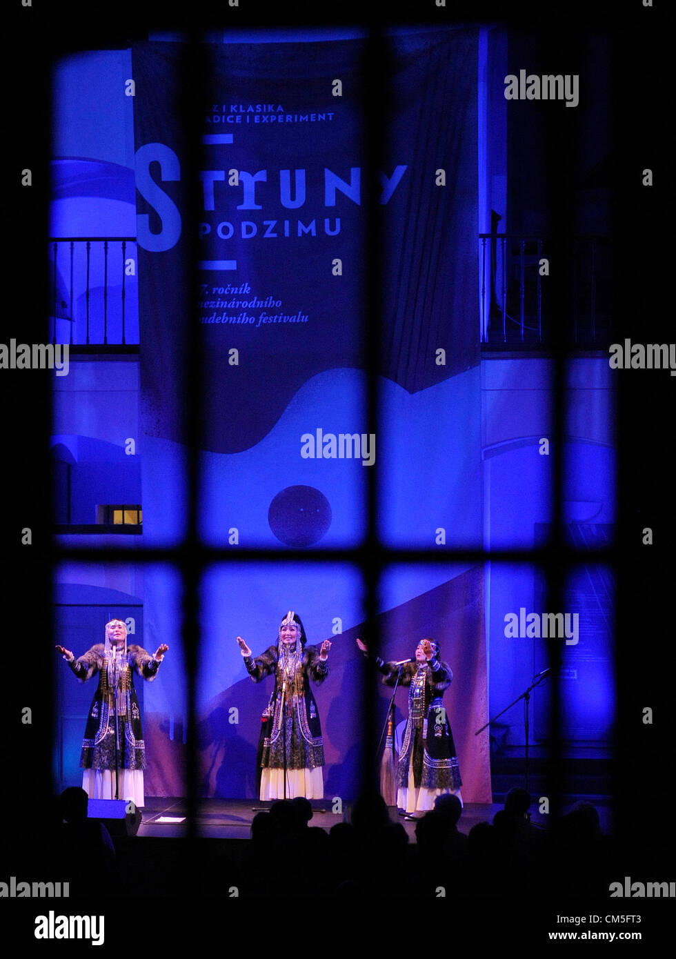 Ayarkhaan, Sakha (Yakutia) female vocal trio from Siberia, performs ...