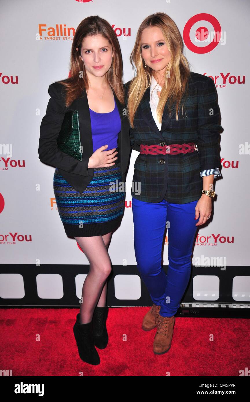 Anna kendrick target High Resolution Stock Photography and Images - Alamy
