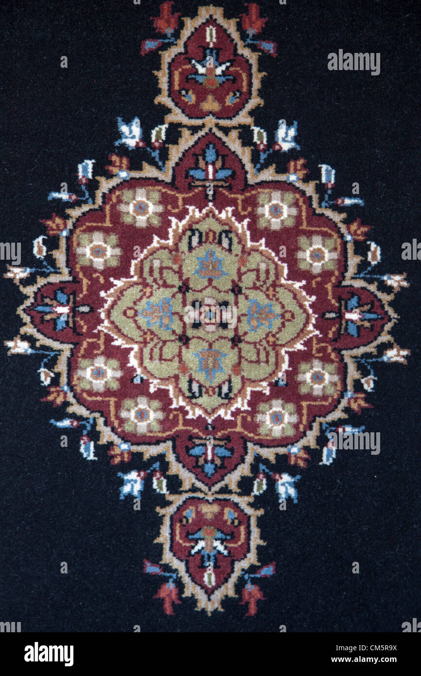 Carpet vertical hi-res stock photography and images - Alamy