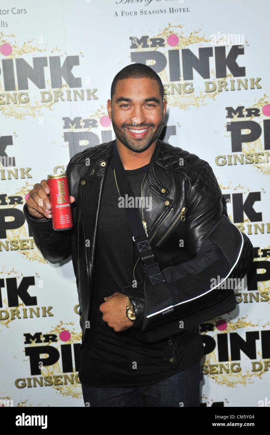 Los Angeles, California, USA. 11th October 2012. Matt Camp at arrivals ...