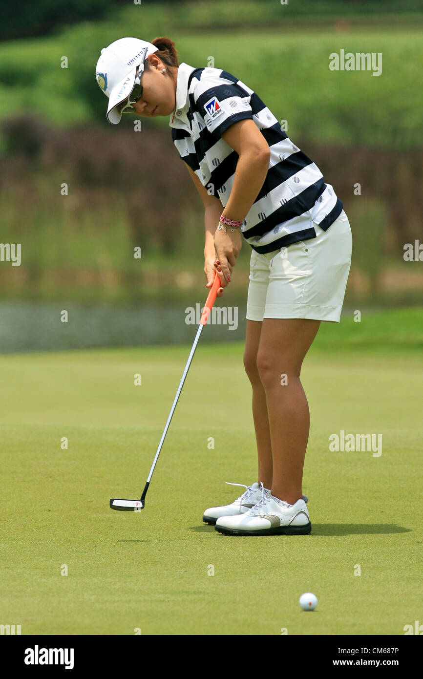 Paly golf hi-res stock photography and images - Alamy