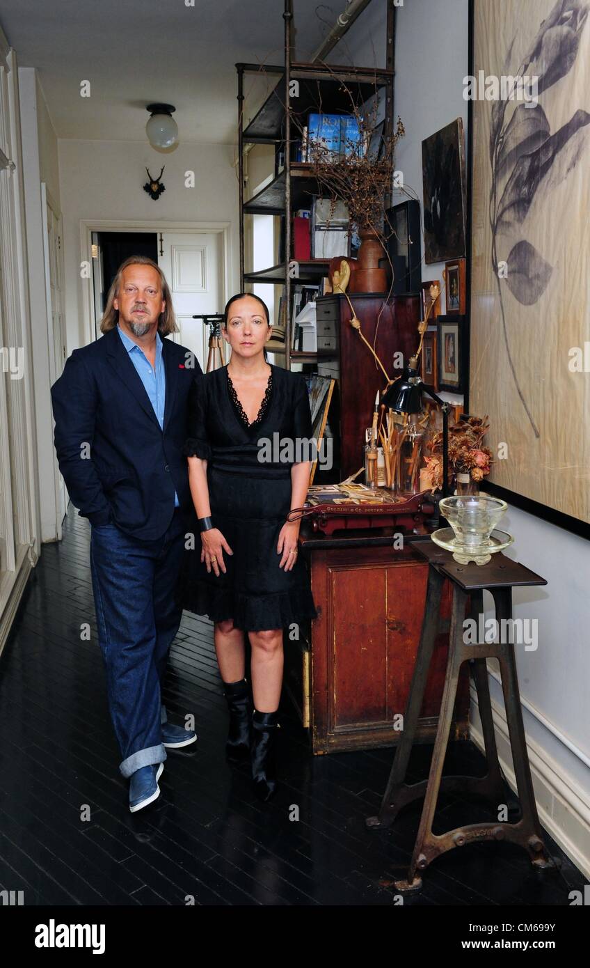 Standefer hi-res stock photography and images - Alamy