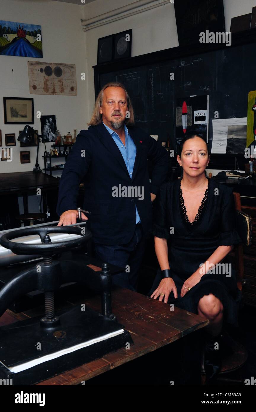 Sept. 5, 2012 - Manhattan, New York, U.S. - ROBIN STANDEFER and STEPHEN ...