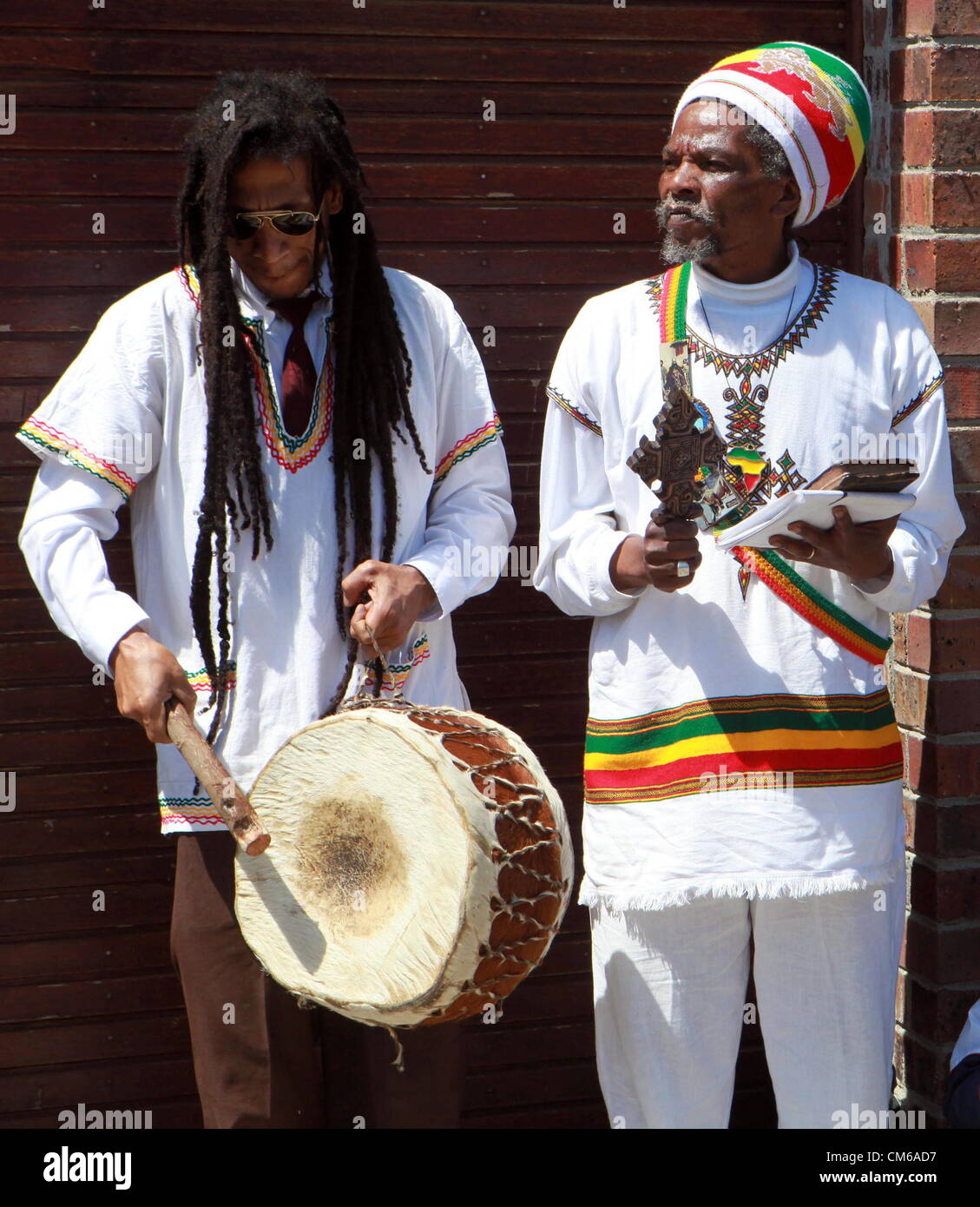 Rastafarians hi-res stock photography and images - Alamy