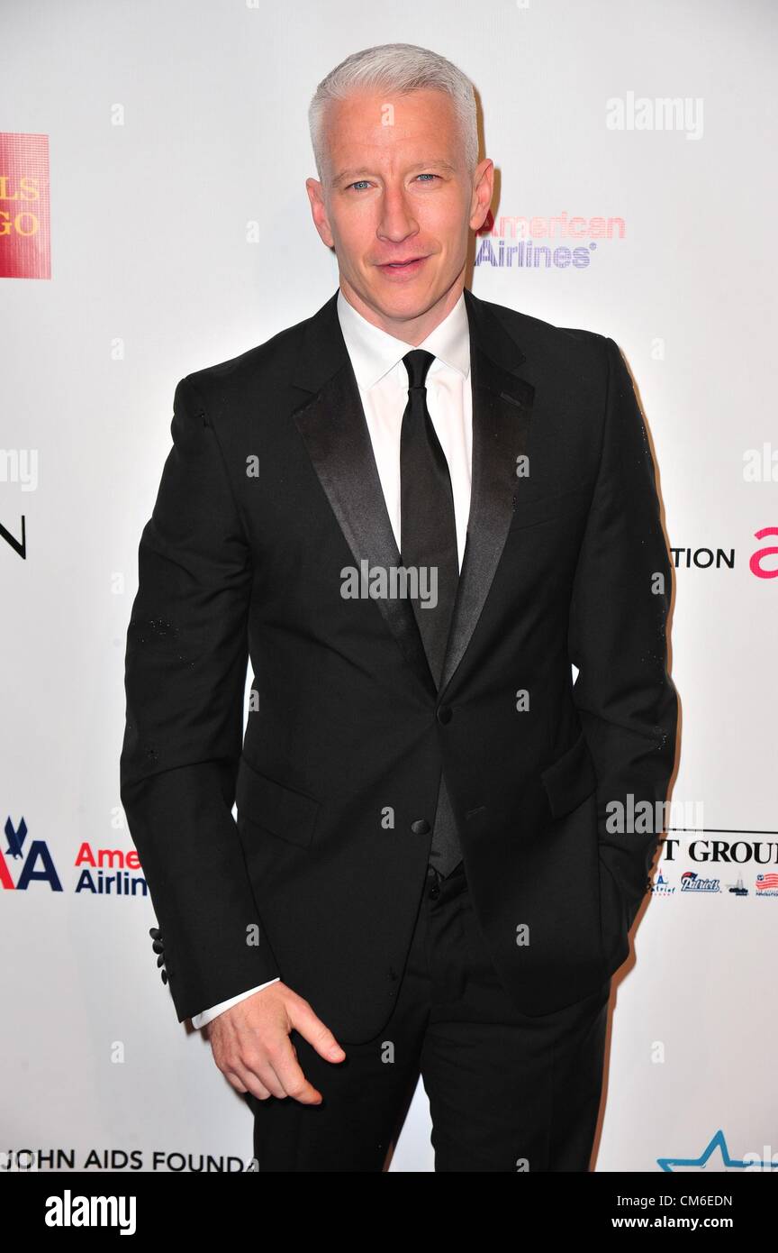 Anderson Cooper at arrivals for An Enduring Vision Annual Fundraiser ...