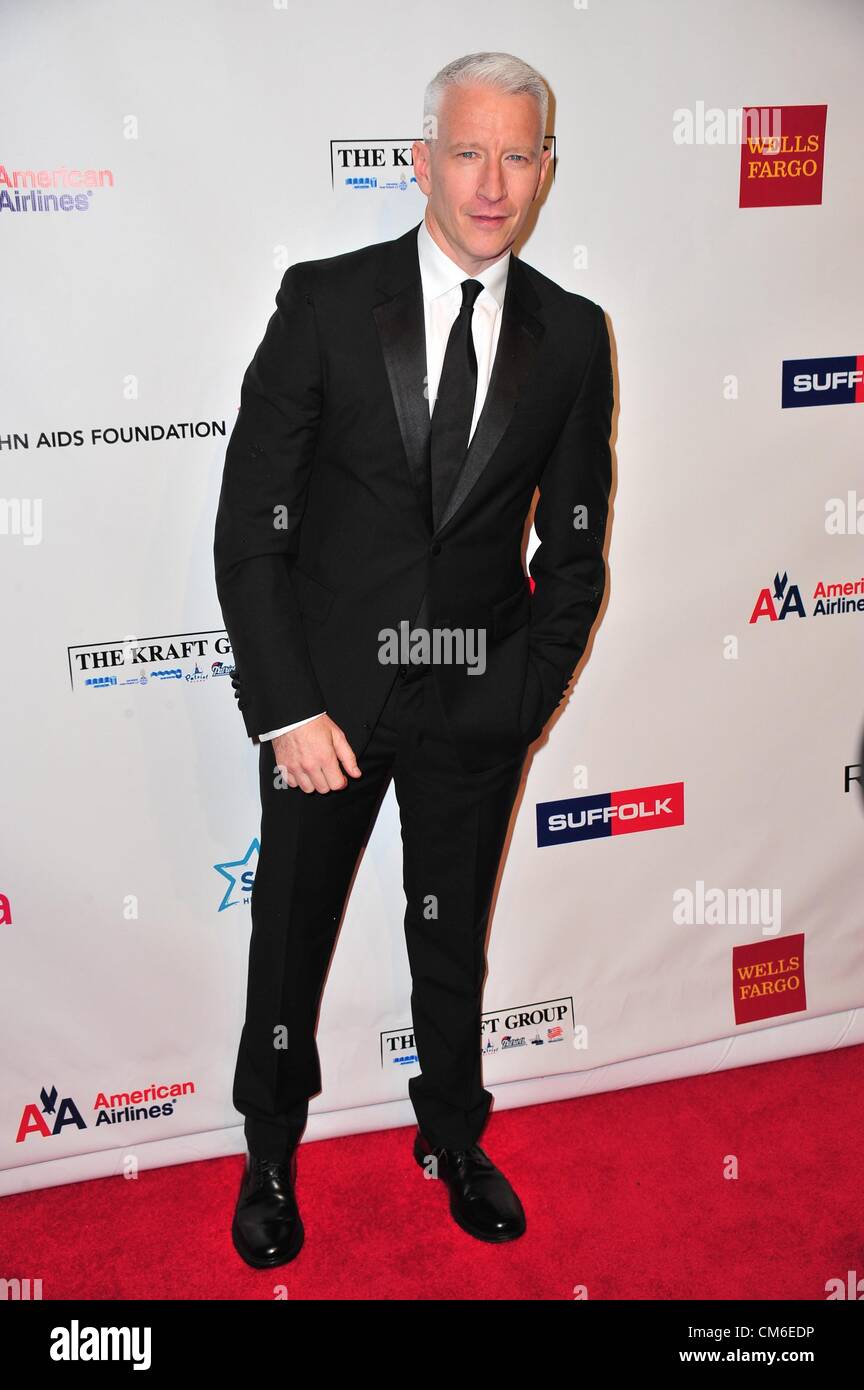 Anderson Cooper at arrivals for An Enduring Vision Annual Fundraiser ...