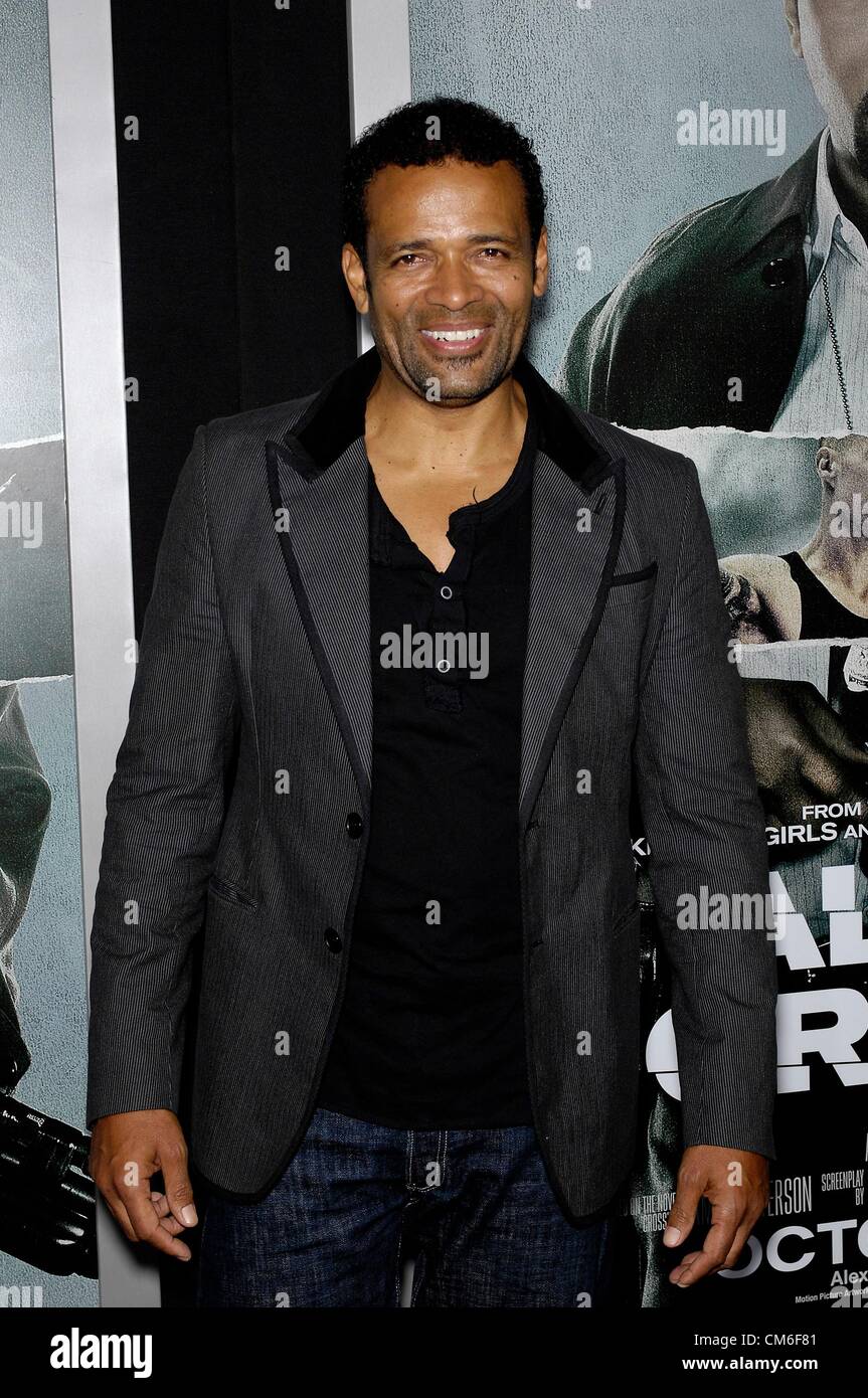 Mario Van Peebles at arrivals for ALEX CROSS Premiere, Cinerama Dome at ...