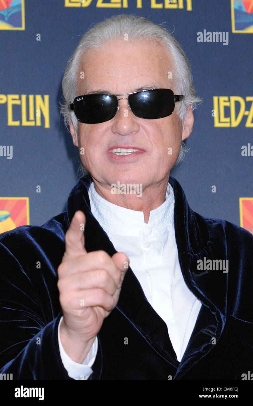 2012 tokyo hi-res stock photography and images - Alamy