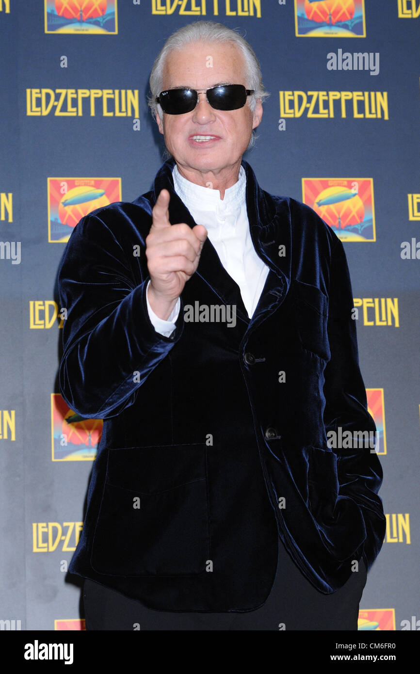 Oct. 16, 2012 - Tokyo, Japan - Guitar legend JIMMY PAGE of Led Zeppelin ...