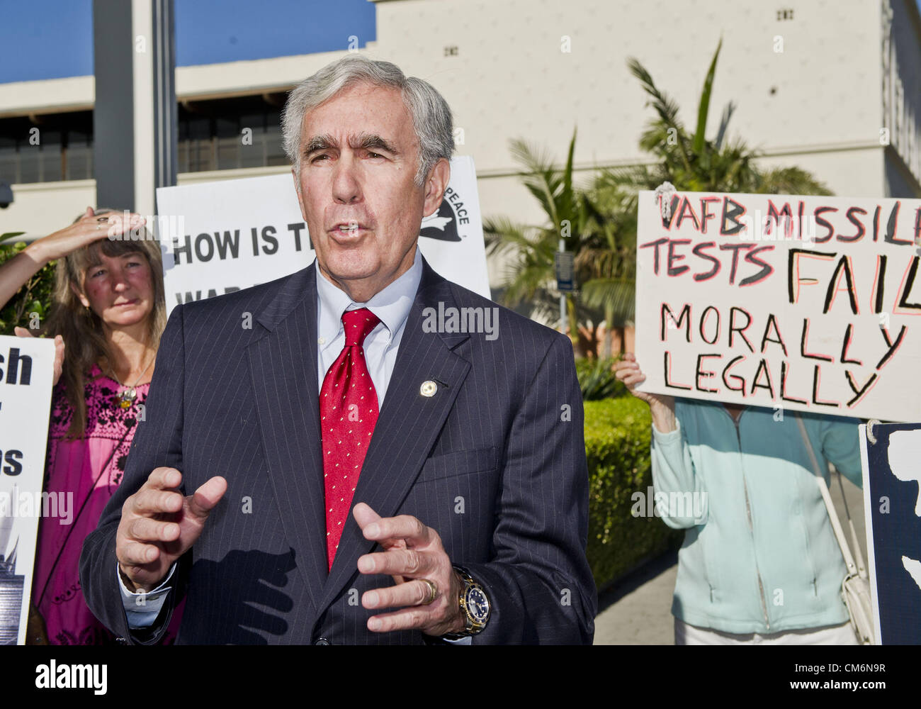 Nuclear age peace foundation hi-res stock photography and images - Alamy