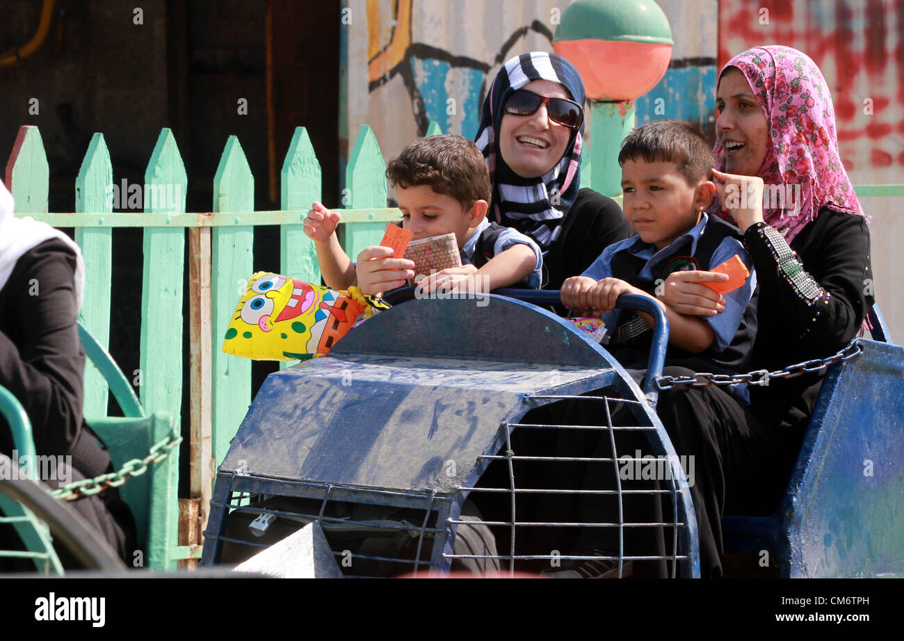 Oct. 18, 2012 - Gaza, Gaza Strip, Palestinian Territory - Palestinian ...