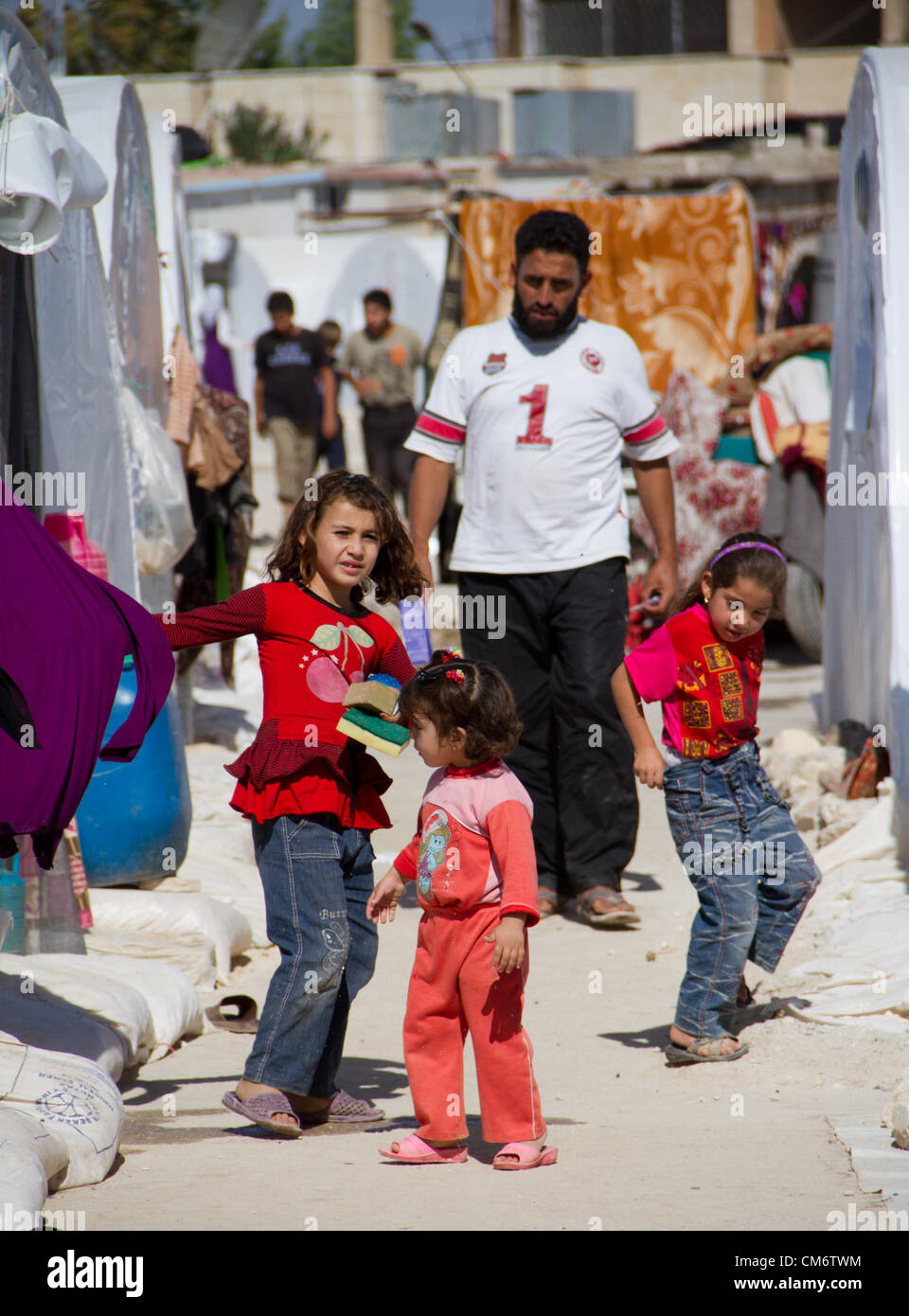 Syrian children hi-res stock photography and images - Alamy